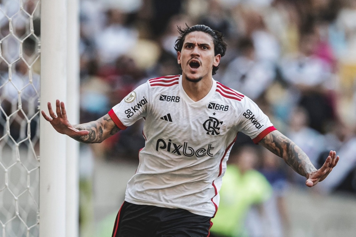 CHOCOLATE: Flamengo faz 6 a 1 e aplica goleada histórica sobre o Vasco